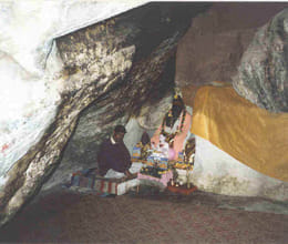 Mahabharat-writer-maharshi-ved-vyas-lived-vyas-gufa-mana-gaon - Amar ...