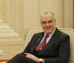 नील हेवुड के ब्रिटेन से थे ‘जासूसी रिश्ते’ - Neil Heywood Have ...