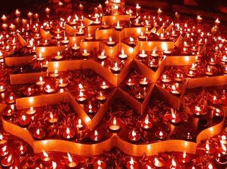 जलते हुए दीपक को बुझाने की सजा जानकर दहल जाएंगे - Importance Of Deepdan ...