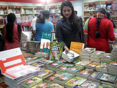 Modi's Book Is A Veritable Boom In The International Book Fair - Amar ...