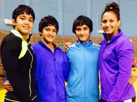Haryana Wrestler Phogat Sisters Succes Story In Pics - Amar Ujala Hindi ...