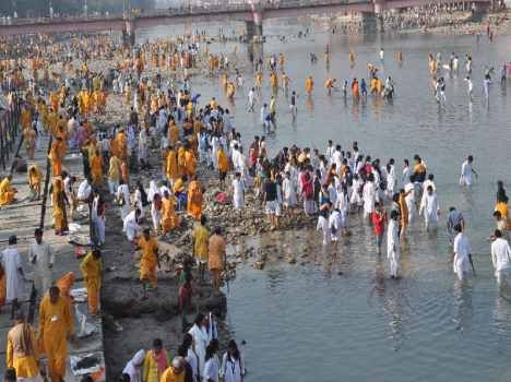 Pics:जब गंगा की सफाई करने हरिद्वार पहुंच गया पूरा 'देश' - Ganga ...