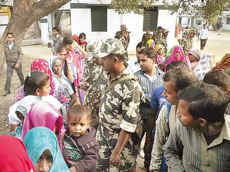 Saxena Caste Yadav Candidate For Voters Loggerheads - Amar Ujala Hindi ...