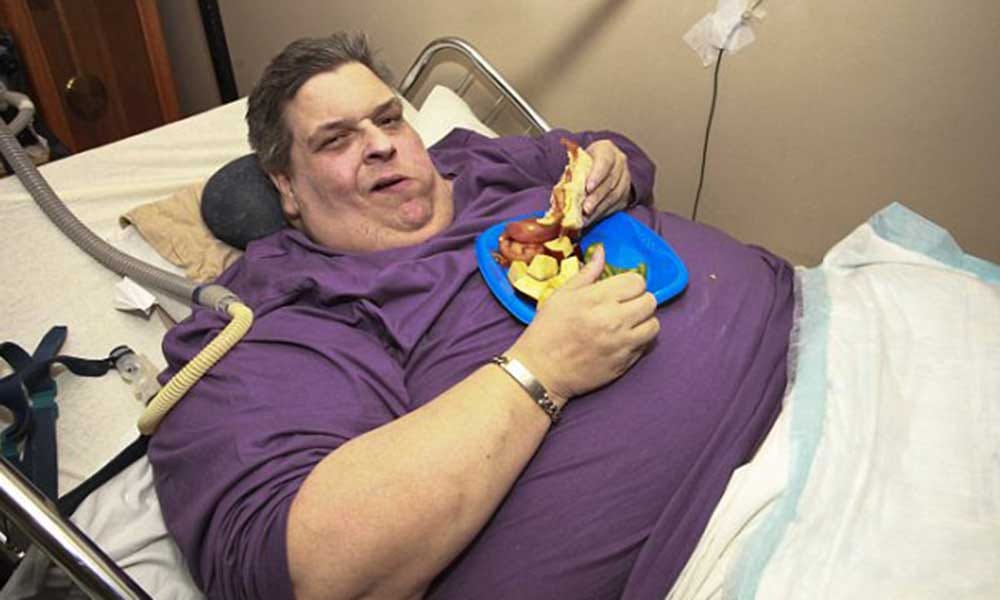 500 किलो तक वजन वाले लोग, क्रेन से उठाना पड़ा - World's Fattest People ...