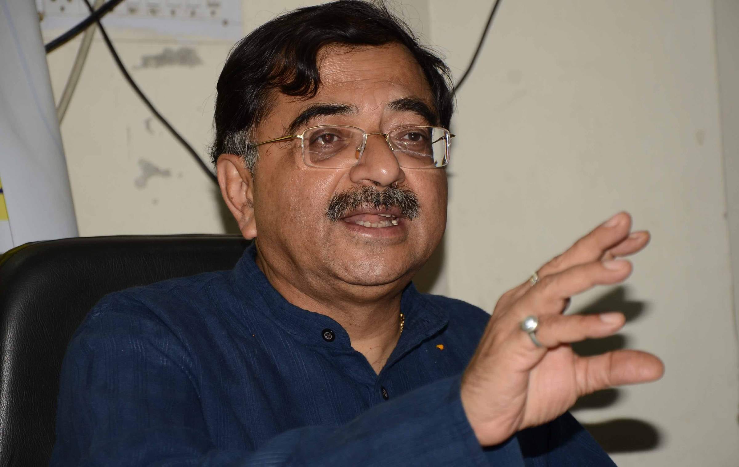 Tarun Vijay Questioned Work Functioning Of Panda And Purohit. - Amar ...