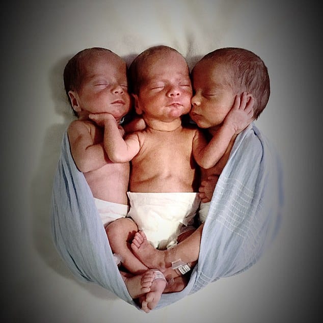 20 करोड़ में एक मामला, कमाल की नन्हीं तिकड़ी - Miracle Boy Triplets ...