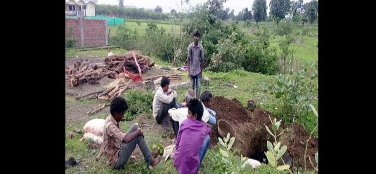 Madhya Pradesh: On Pyre Man Became Alive - Amar Ujala Hindi News Live ...