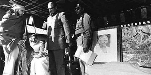 जीते ही नहीं मरने के बाद भी फूलन ने डराया, ऐसे - Phoolan Devi Death ...