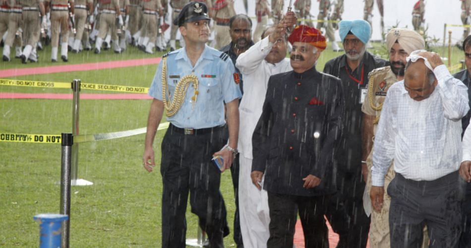 Punjab New Governor Vp Singh Badnore Took Guard Of Honour In Heavy Rain ... Punjab New Governor Vp Singh Badnore Took Guard Of Honour In Heavy Rain ...