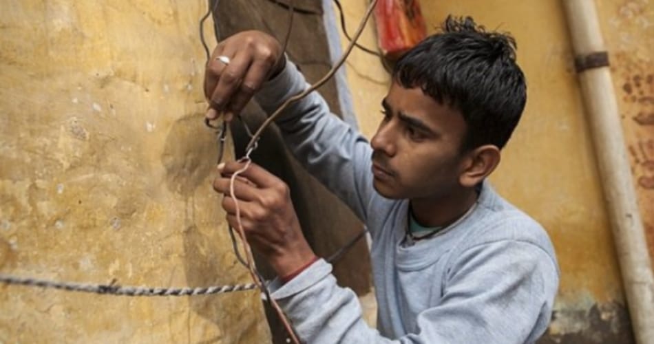 Sonipat Electric Boy Deepak Jangra, No Effect Of 11000 Volt Electric ...
