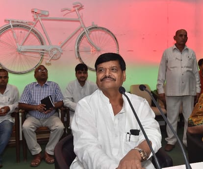 Mulayam Singh Yadav Family Tree - Amar Ujala Hindi News Live - अब ...