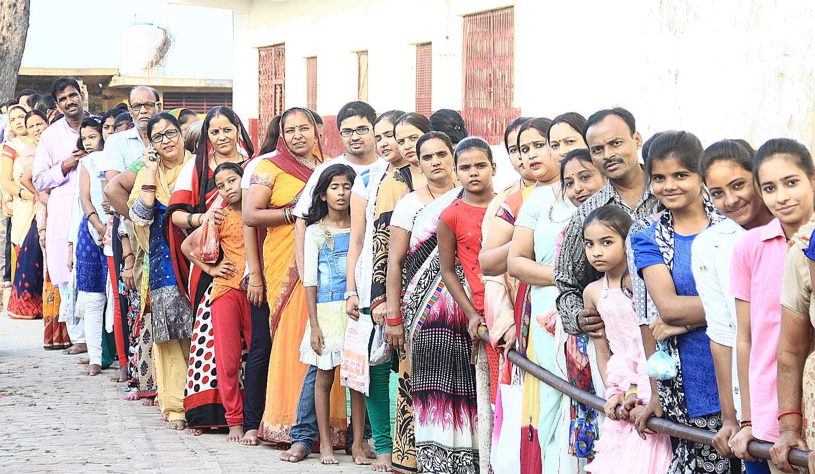 सर्वमंगल मांगल्ये शिवे सवार्थ साधिके शरण्येत्र्यंबके गौरी नारायणी ...