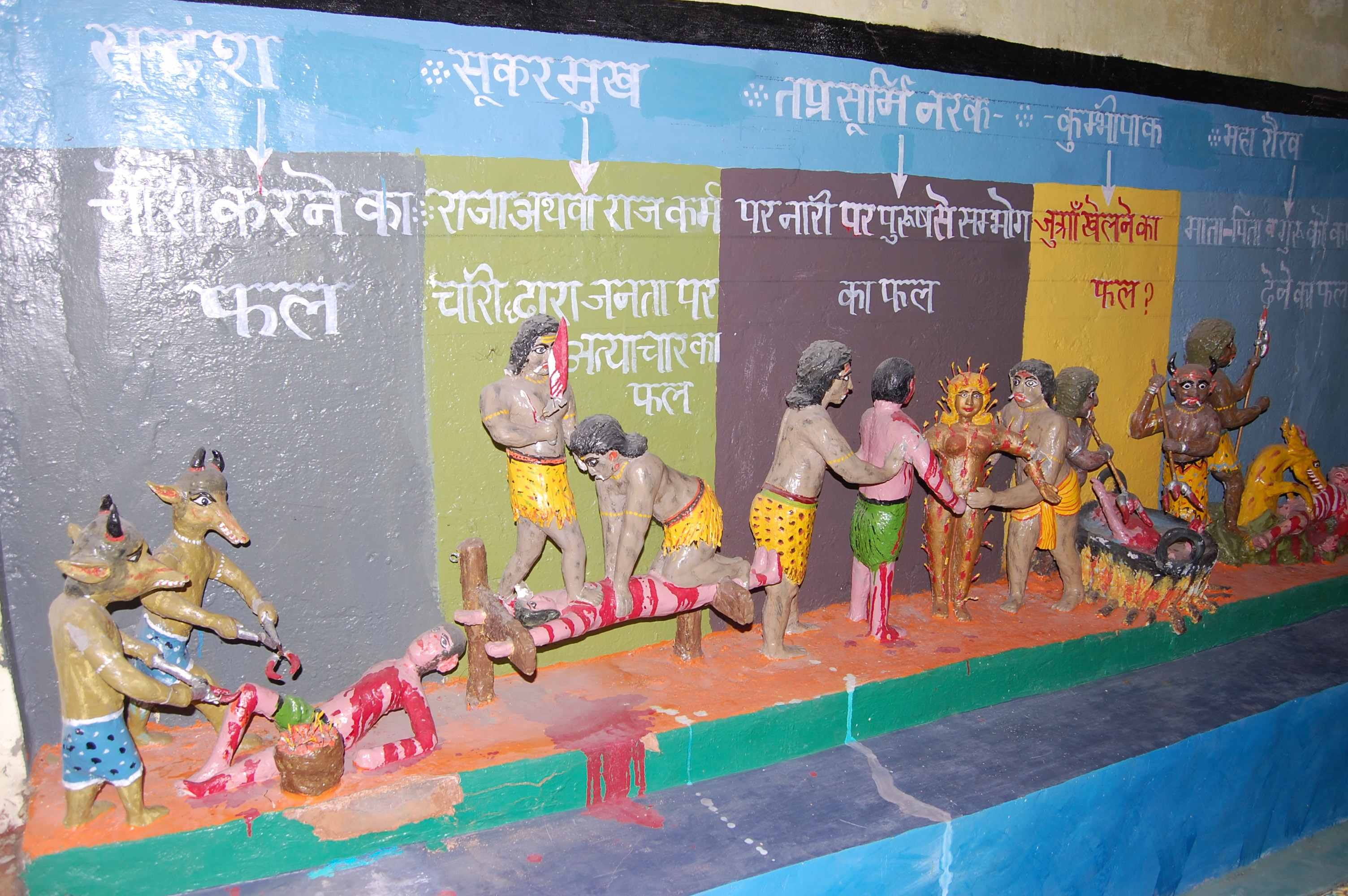 लखनऊ में है रावण का मंदिर, जिसके पुजारी हैं खुद ‘लंकेश’ - Raavan Darbar ...