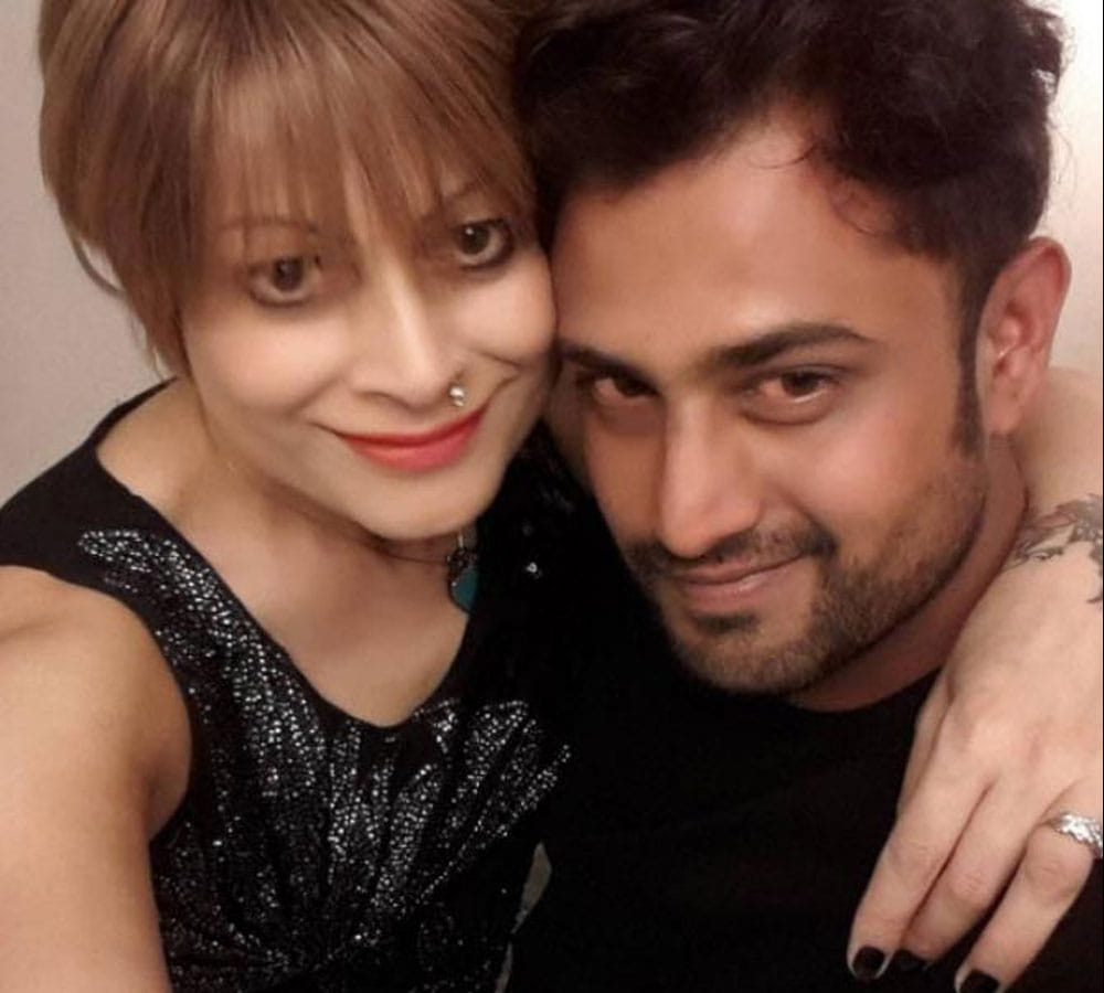 Bobby Darling Slaps Legal Notice Against Husband Ramnik Sharma On The ...