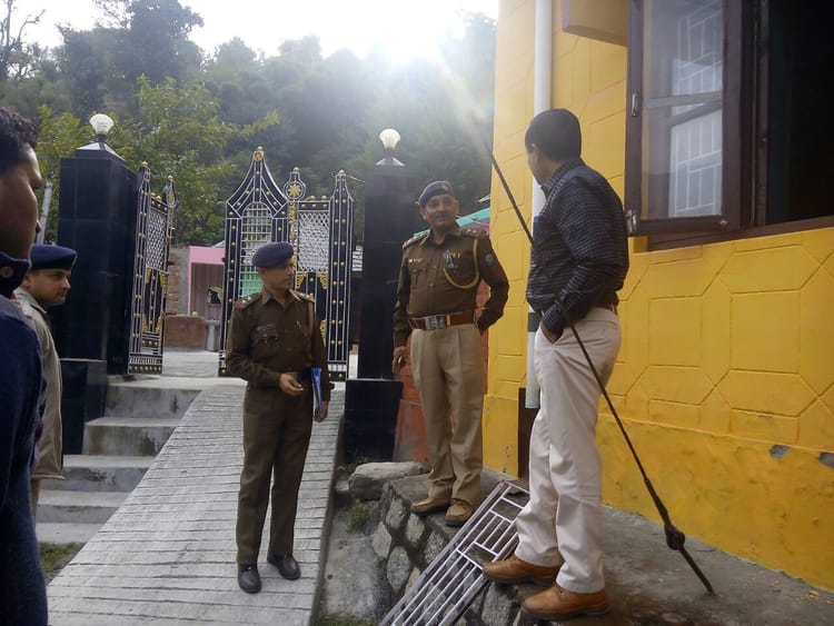 Rabbery In Jassor - Amar Ujala Hindi News Live - जसूर गांव में घर से छह ...