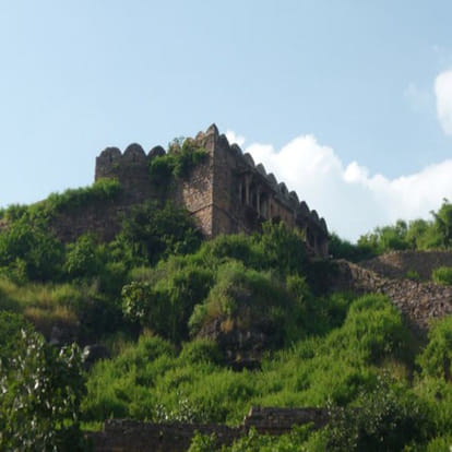 Paras Patthar In Raisen Fort - Amar Ujala Hindi News Live - इस किले में ...