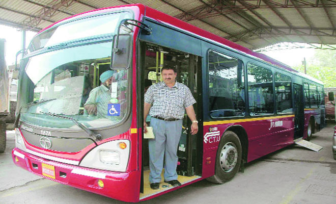 Chandigarh Transport Undertaking Changed Ac Bus Fair - Amar Ujala Hindi ...