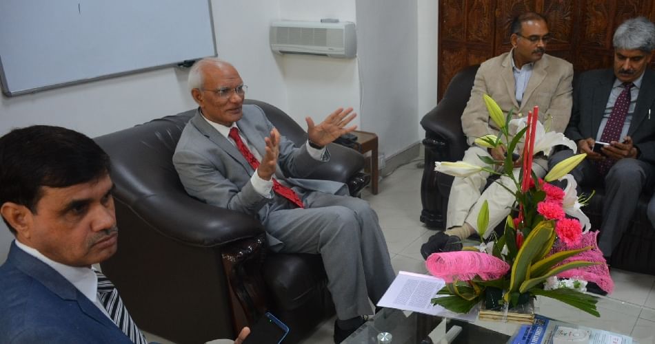 यूजीसी चेयरमैन पहुंचे चंडीगढ़, बोले- क्वालिटी एजुकेशन में सुधार की ...