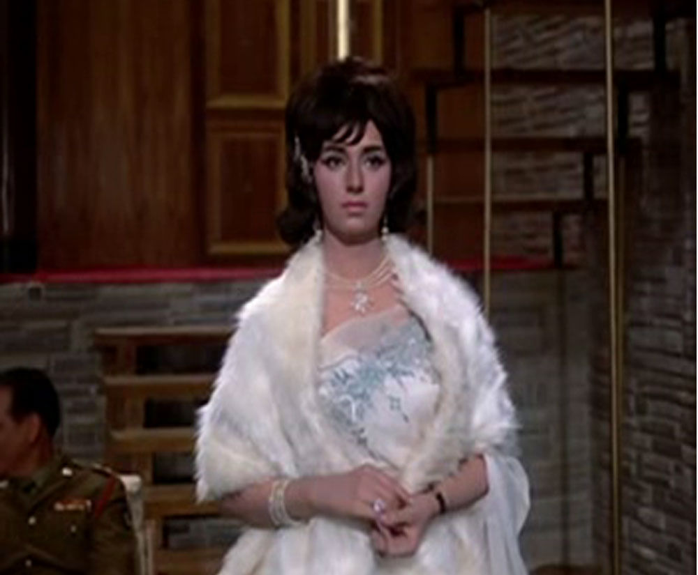 Vimi Death Anniversary: Know About Aabroo Hamraaz Patanga Movies ...