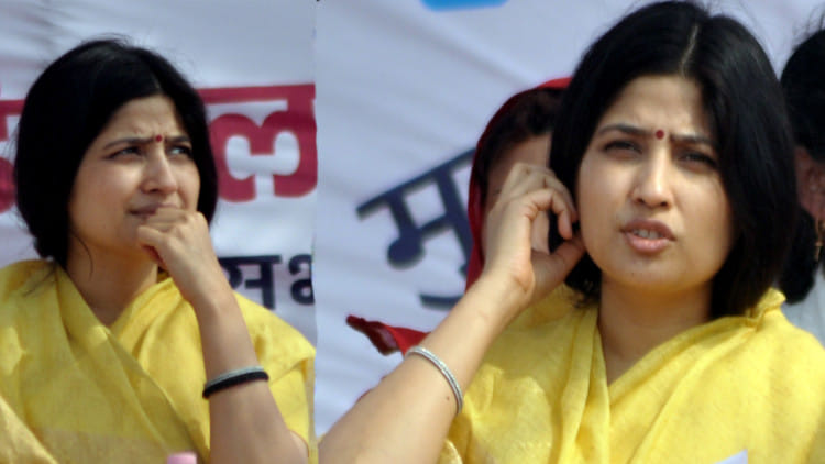 Dimple Yadav:2009 में हुई थी राजनीति में एंट्री, कन्नौज से दो बार रही ...