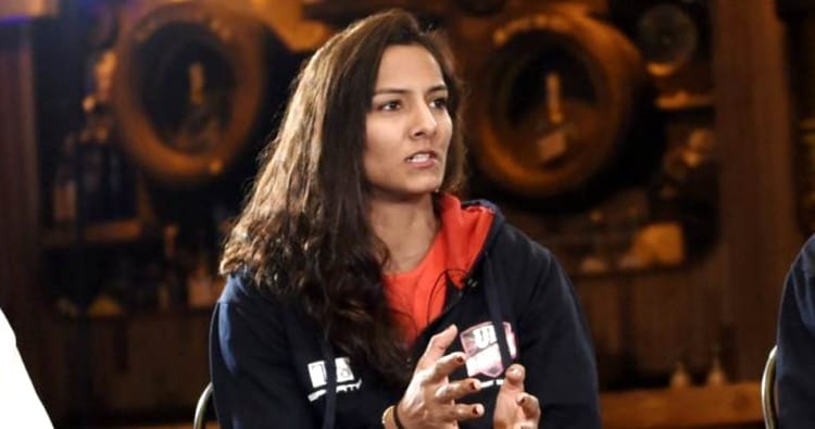 एक फाइट लड़ते हुए बेहोश हो गई थीं 'दंगल' गर्ल गीता फौगाट, राज चौंकाने ...