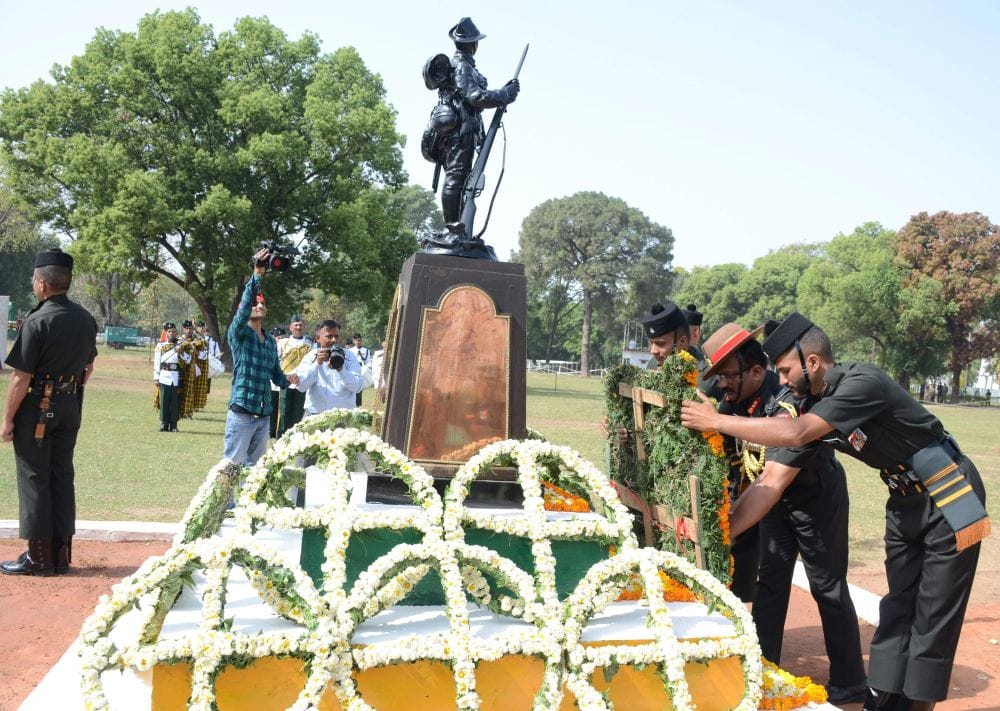 गढ़वाल राइफल्स:गोल्डन जुबली समारोह में रणबांकुरों को किया याद, देखें ...