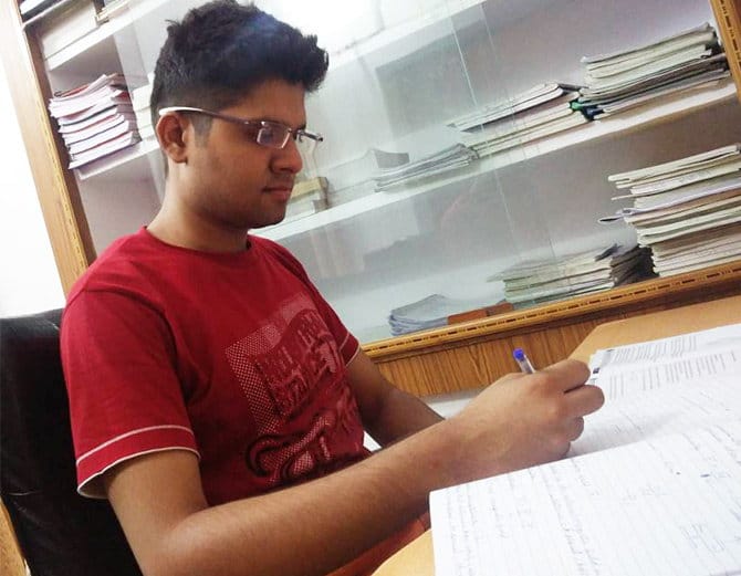 Jee Main 2017 :टॉपर कल्पित ने बताया अपनी सफलता के पीछे का राज - Jee ...