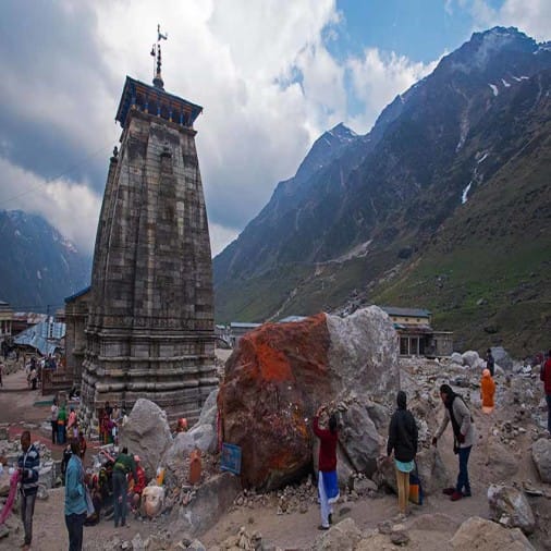 पीएम ने की केदारनाथ मंदिर में पूजा, जानें मंदिर से जुड़े रहस्य - Bheem ...