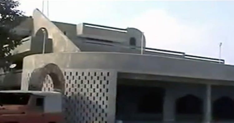 रिश्तों के कत्ल का खौफनाक सच, अपनों ने खत्म कर दी पूरी फैमिली ...