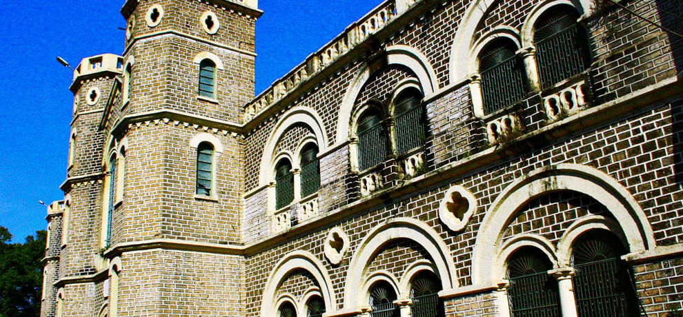 164 साल बाद बंद हुआ वो स्कूल जहां महात्मा गांधी थे पढ़े, जानें क्यों ...