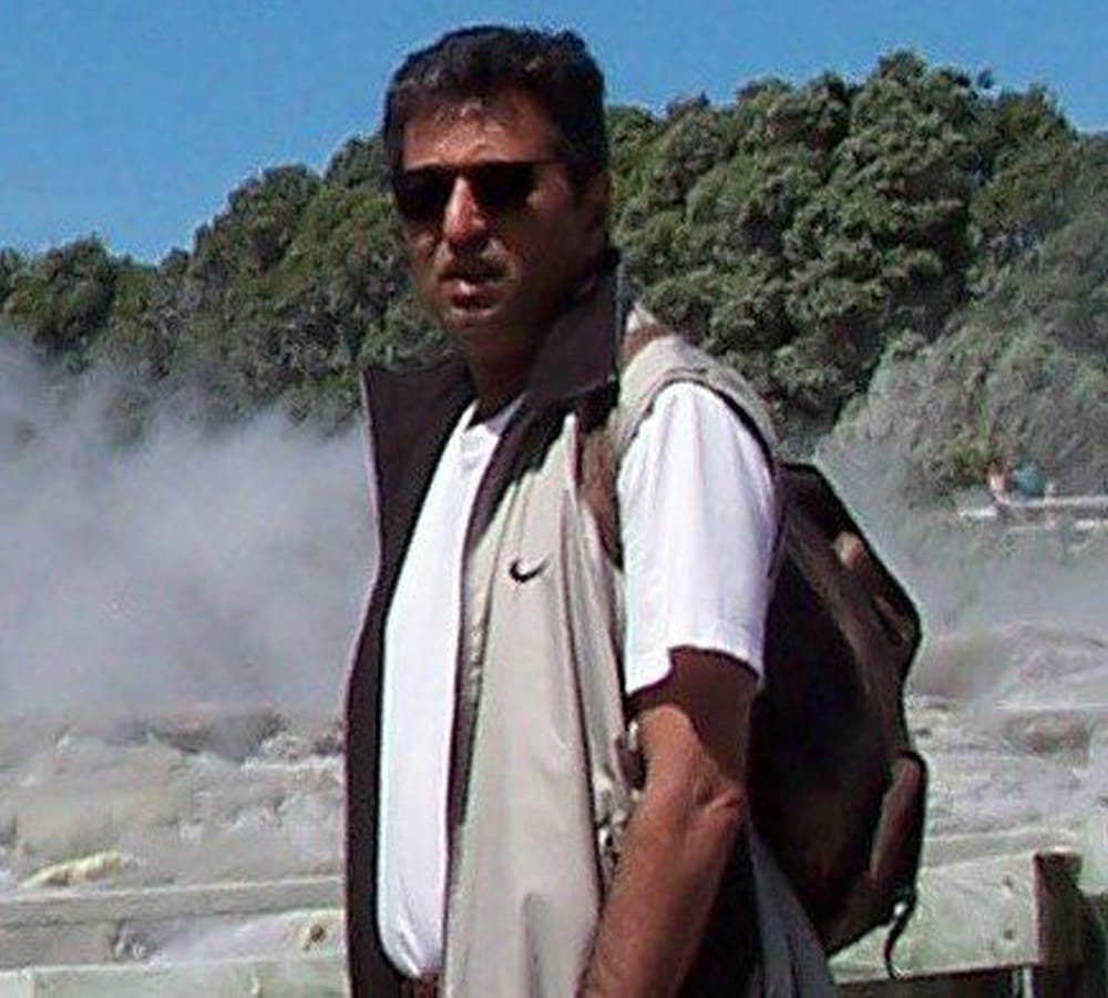 Bollywood Actor Pran Son Sunil Sikand A Successful And Popular Ad ...