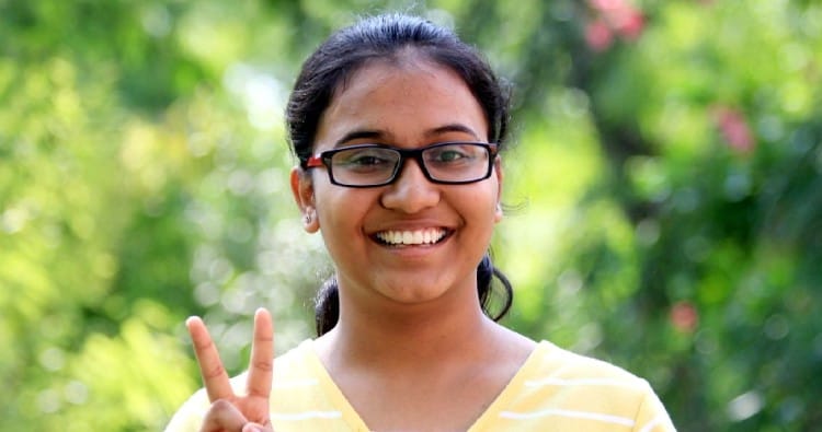 Neet की इस टॉपर ने बताया, इन चीजों से दूर रहकर हासिल किया मुकाम - Neet Results 2017, Topper ...