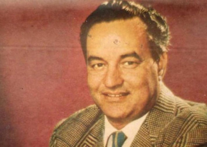 मुकेश:एक आवाज़, जिसने समझाए ज़िंदगी के मायने - Legendary Playback ...