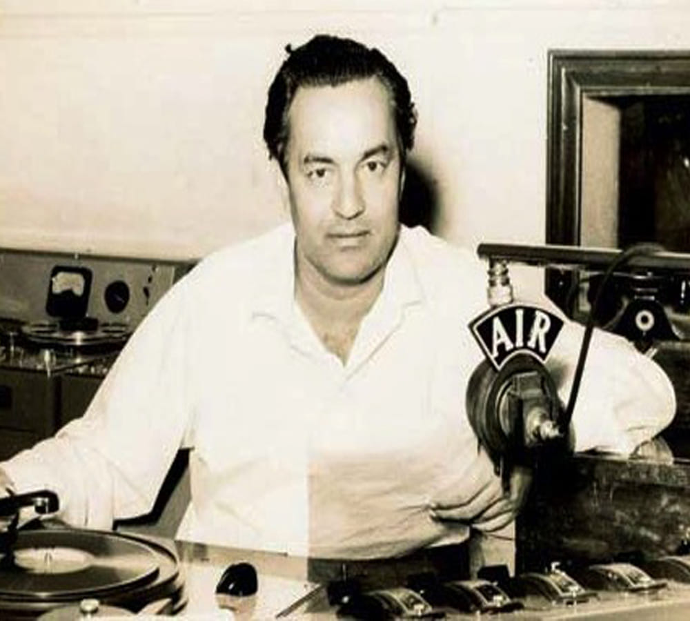 Lifetime Achievement Of Legendary Bollywood Playback Singer Mukesh ...