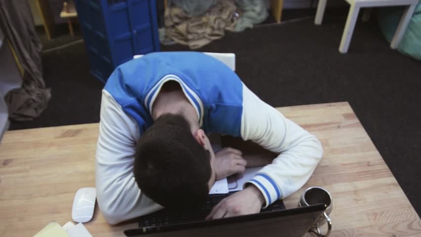 सरकारी स्कूलों के साढ़े 27 हजार विद्यार्थी अंग्रेजी में फेल, पढ़ें पूरा ...