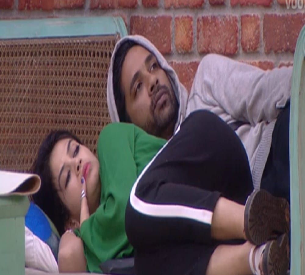 Bigg Boss 11 Pool Party, 'bahu' Will Appear In Swim Suit ...