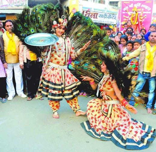 श्री साईं जी पालकी यात्रा मेें उमड़ी भक्तों की भीड़ - The Crowd Of ...