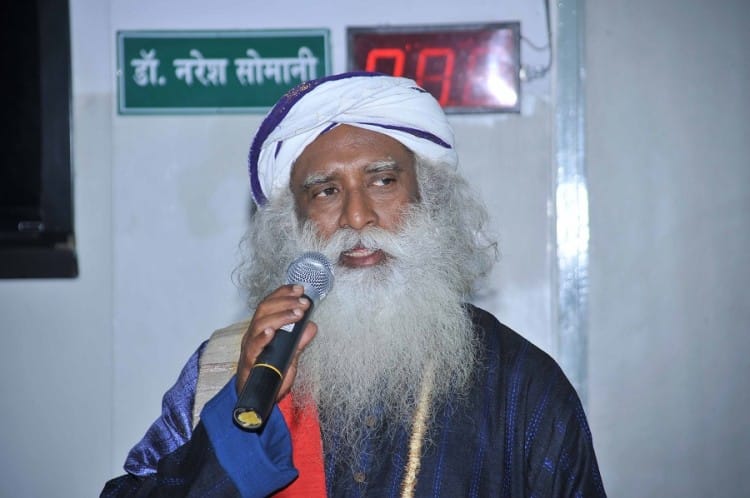 जग्गी वासुदेव ने बताया कि कौन है इतनी बीमारियों के पीछे - Jaggi Vasudev ...