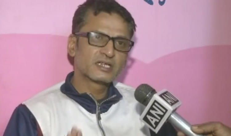 ऑस्ट्रेलिया में जान गंवाने वाली फुटबॉलर के पिता ने सुषमा स्वराज से लगाई ...