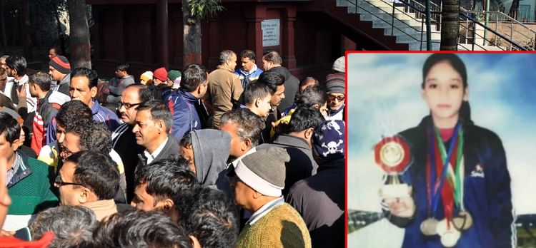 फुटबॉलर नितिशा के अंतिम संस्कार पर पहुंची ये बड़ी हस्तियां - Manish ...