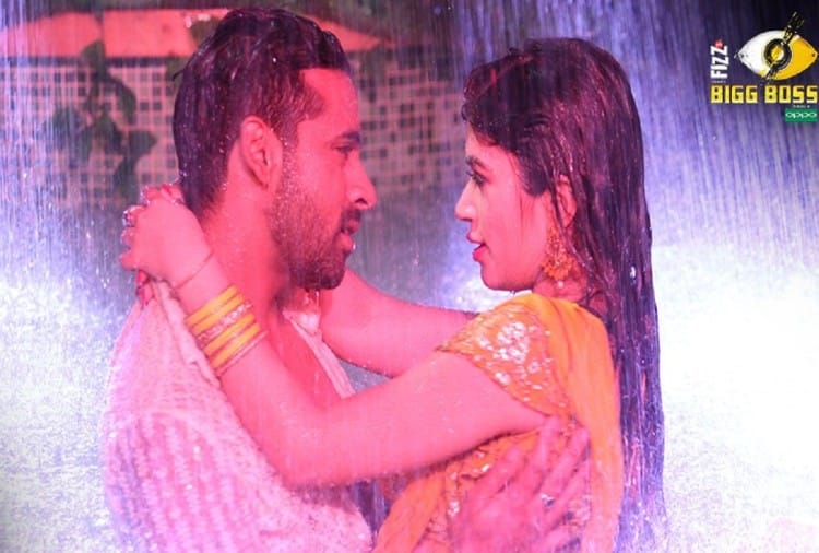 Bigg Boss 11 :शो के बाद पुनीश और बंदगी का चला रोमांस, वैनिटी वैन में की ...