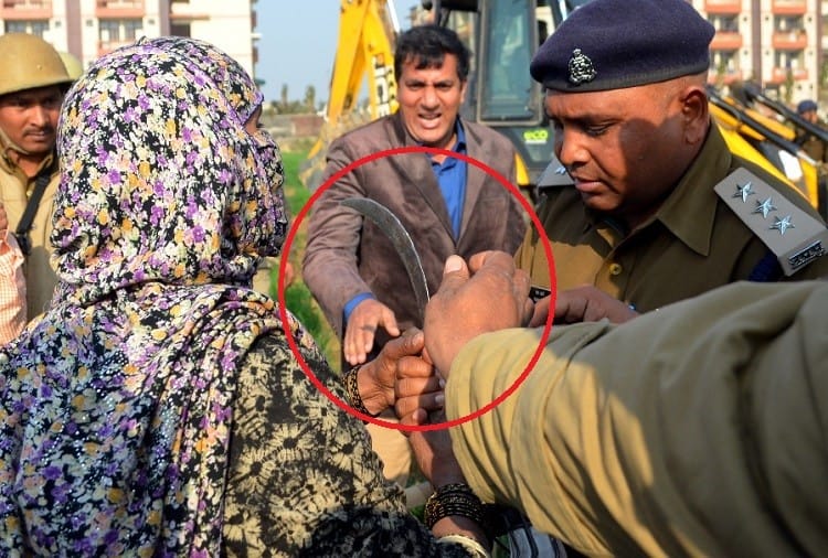 Photos:12 थानों की पुलिस लेकर पहुंचे Mda अफसर, किसानों की फसल पर चला ...