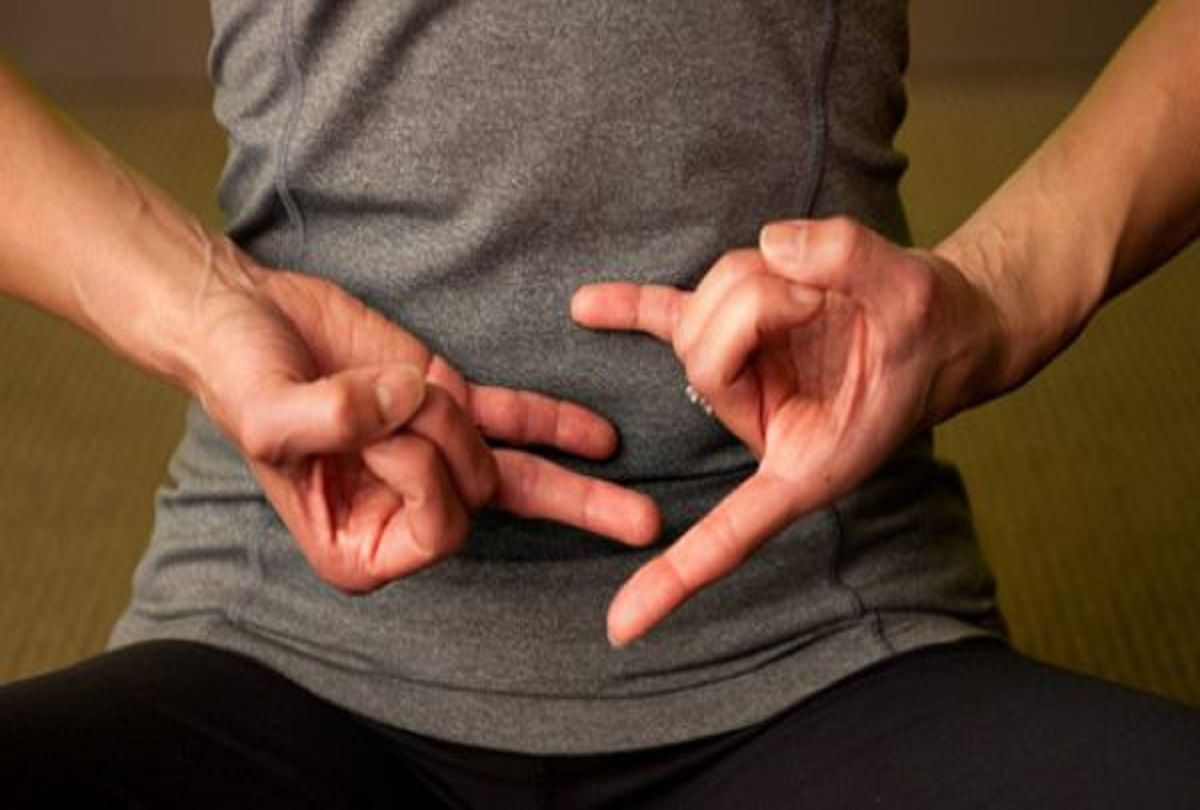 Students Should Practise Pushan Mudra To Improve Memory Power - Amar ...
