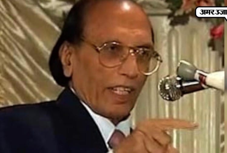 Basheer Badra Famous Sher Which Was Used By Indira Gandhi - Amar Ujala ...