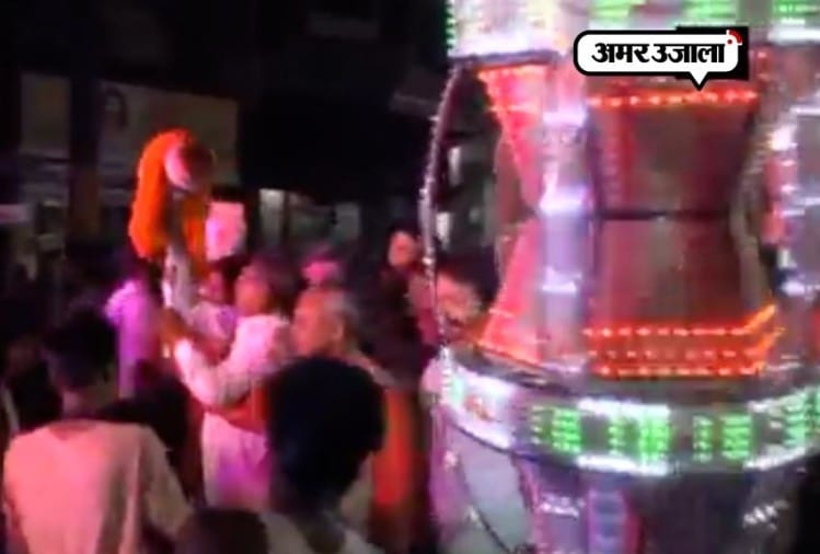 Hatoda Barat Taken Out In Allahabad Of Uttar Pradesh - Amar Ujala Hindi ...