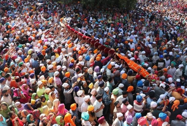 Jhanda Ji Mela 2018 Photos - Amar Ujala Hindi News Live - जयकारों के ...
