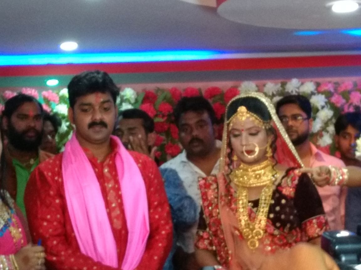 Pawan Singh Singer Wedding Lollipop Lagelu' Singer Pawan Singh To Make