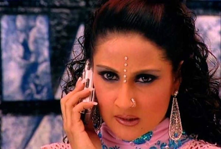 'कसौटी जिंदगी की' कमोलिका ही नहीं, टीवी की इन 5 खूबसूरत विलेन्स की भी ...