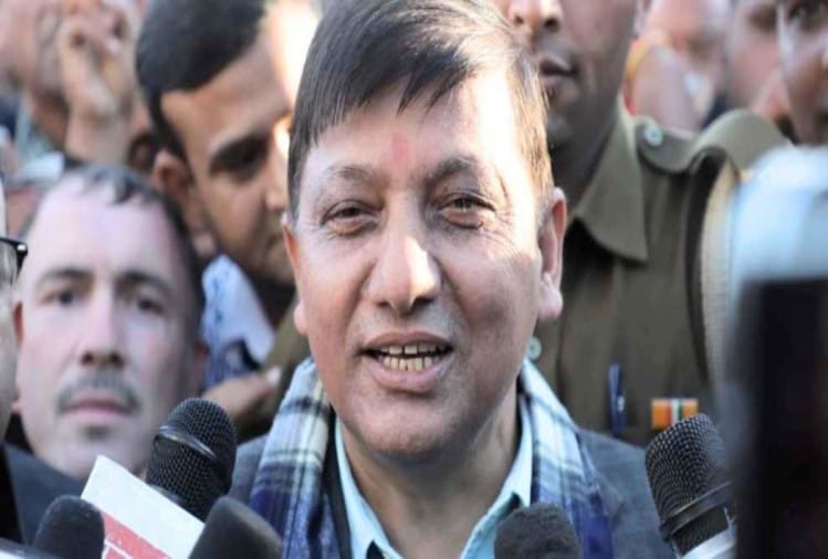 कांग्रेस विधायक बजट पर बोले- 'औरों को नसीहत, खुद मियां फजीहत ...