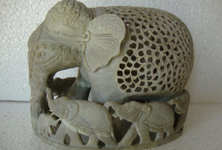 Banaras Stone Craft Famous In World - Amar Ujala Hindi News Live ...